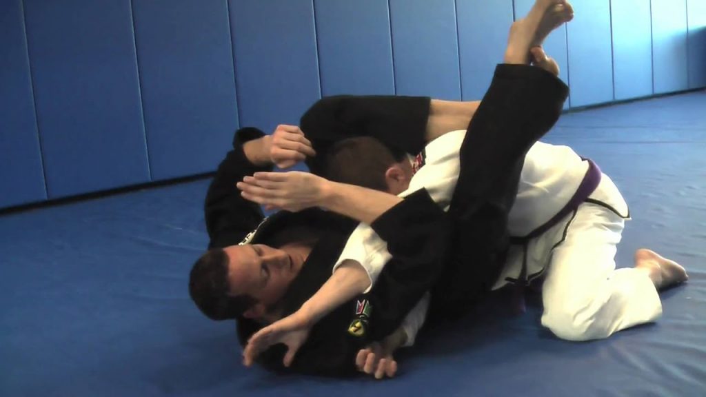 Opportunistic And Painful: The Inverted Armbar Submission - BJJ World
