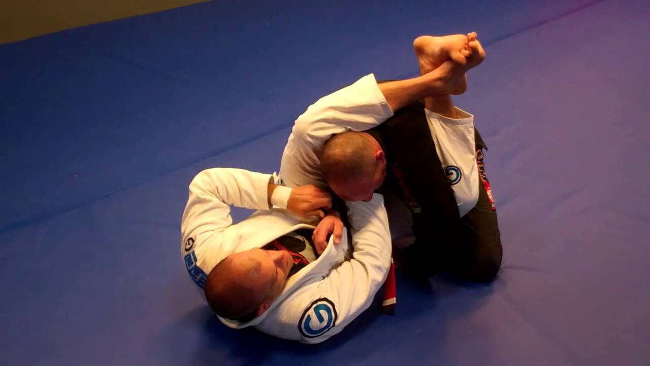 BJJ High Guard - Taking The Closed Guard To New Heights - BJJ World