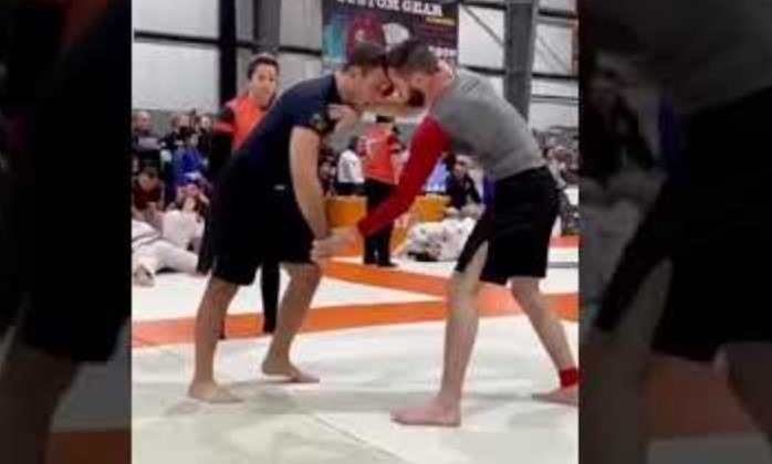 Never Seen Before - "Standing Reverse NO GI Baseball Bat Choke" Hit in ...