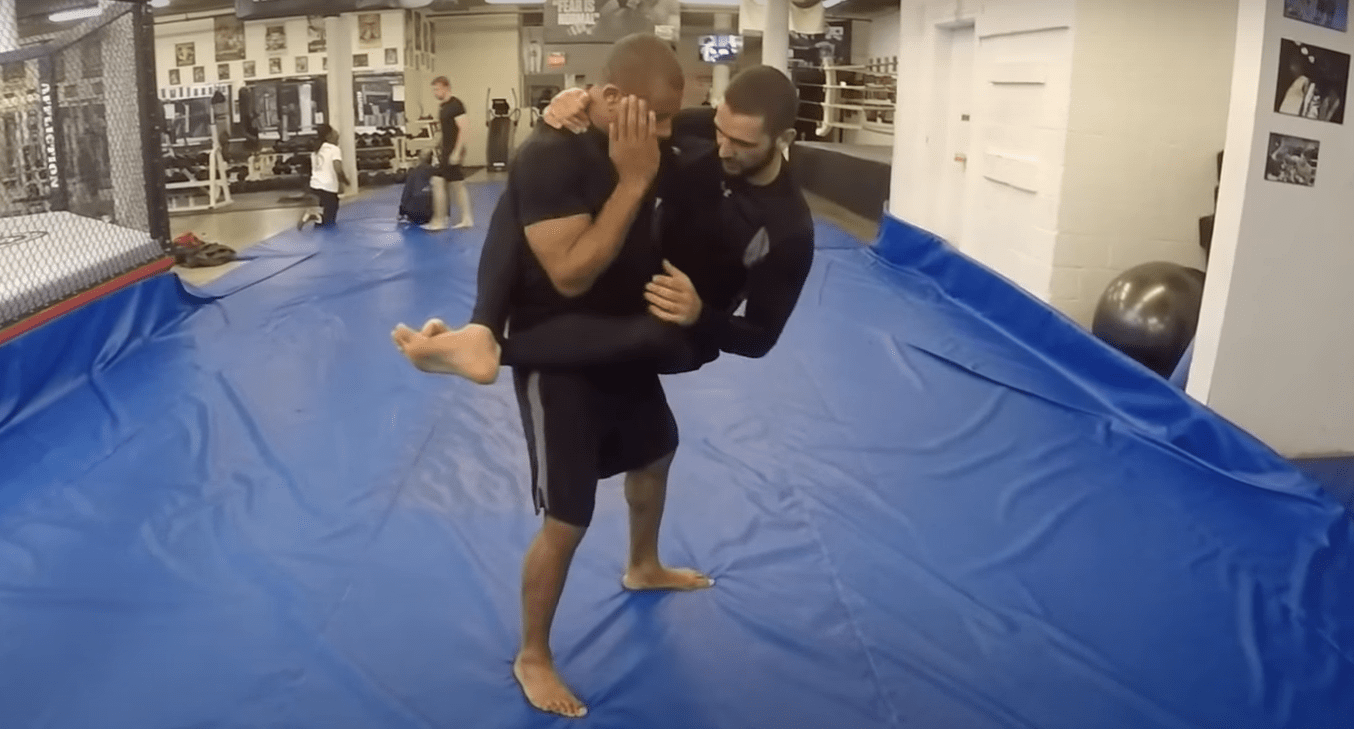 The Flying BJJ Guard Pull Nobody Is Talking About - BJJ World