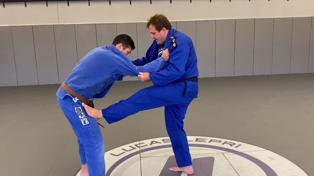How To Pull Guard Quickly And Safely In Jiu-Jitsu - BJJ World