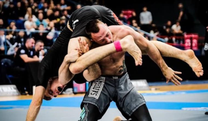 IBJJF vs ADCC vs Sub-Only vs UAEJJF: Which BJJ Points System is the ...